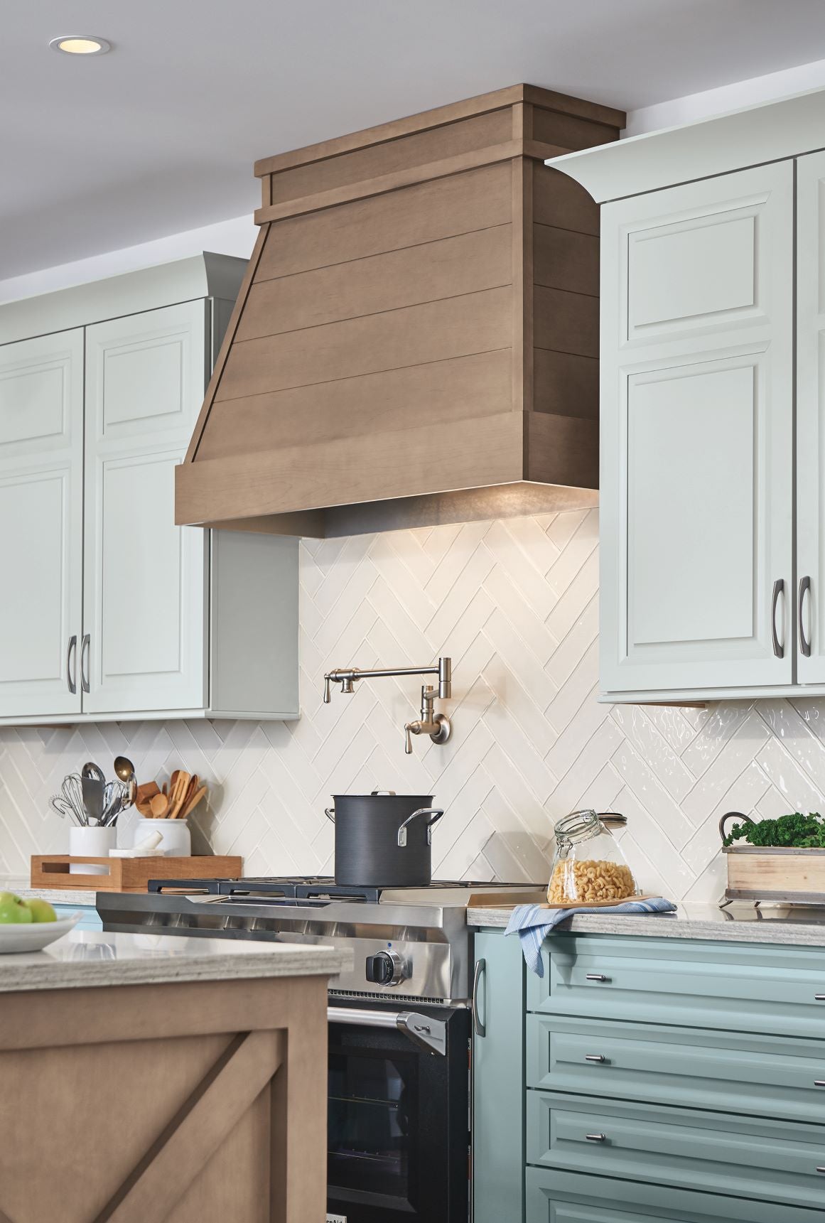 Omega offers wood range hoods | Woodshop News Magazine