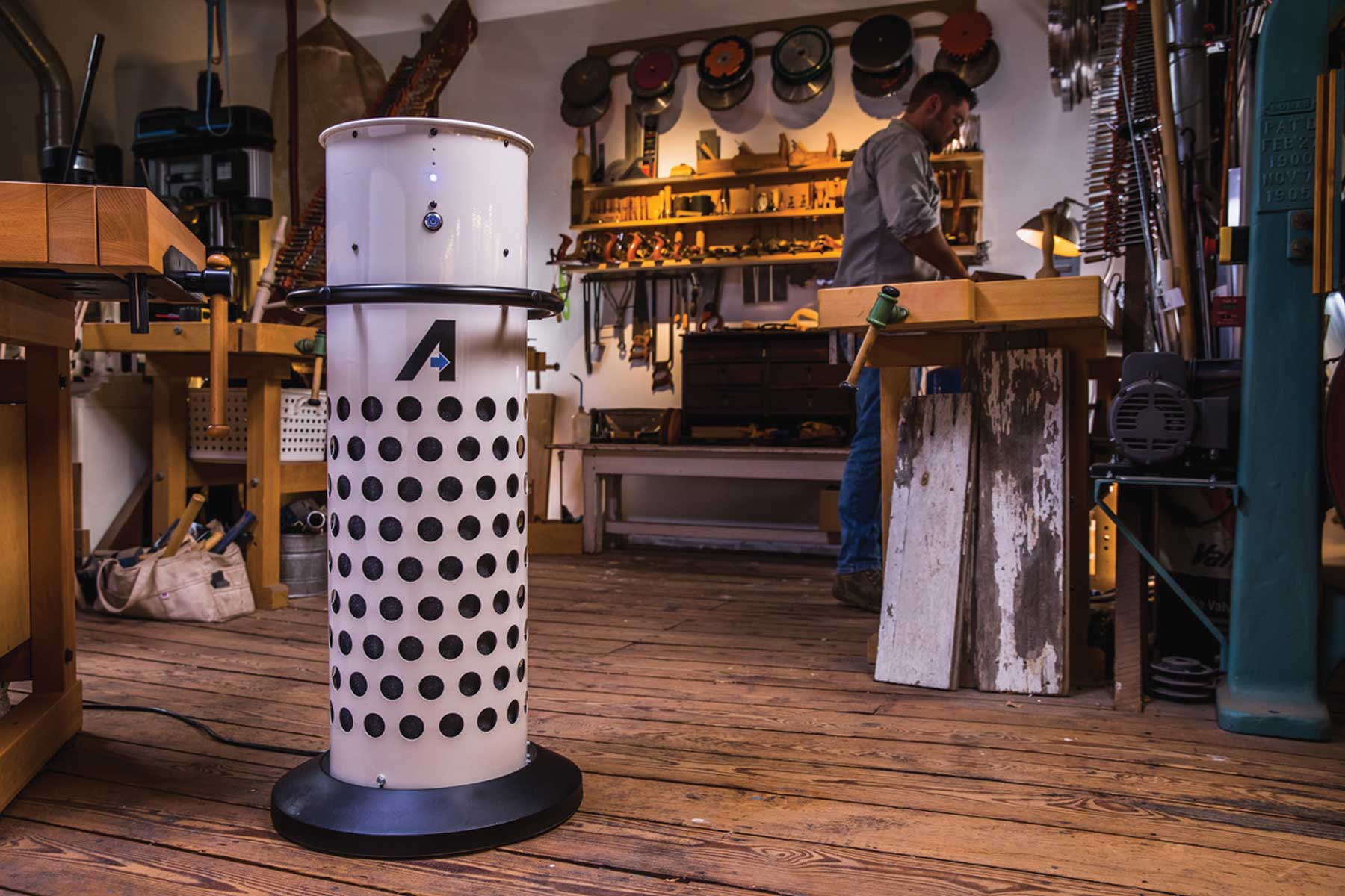 Axiom’s Stratus cleans shop air from below | Woodshop News Magazine