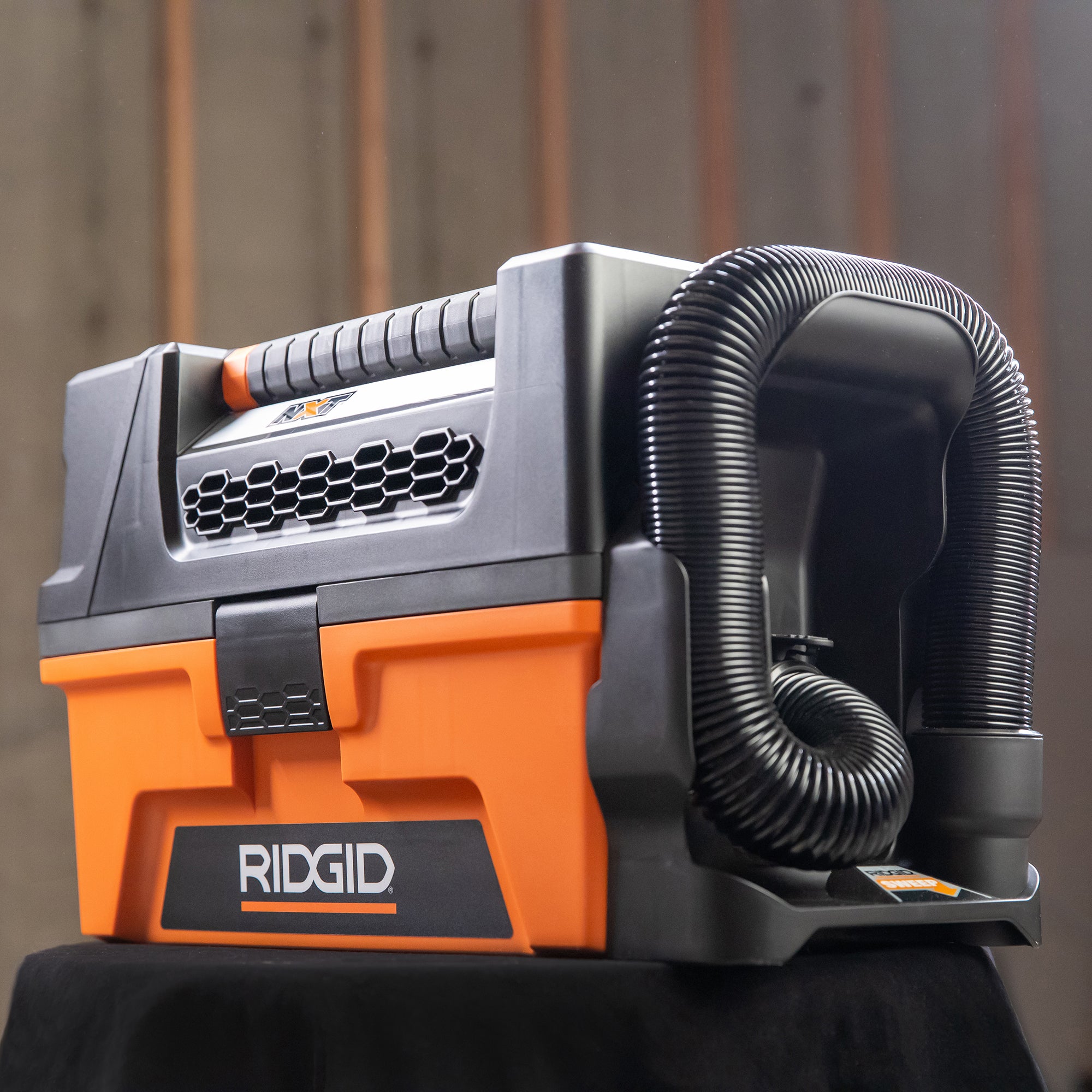 New toolbox-style wet/dry vacs from Ridgid | Woodshop News Magazine