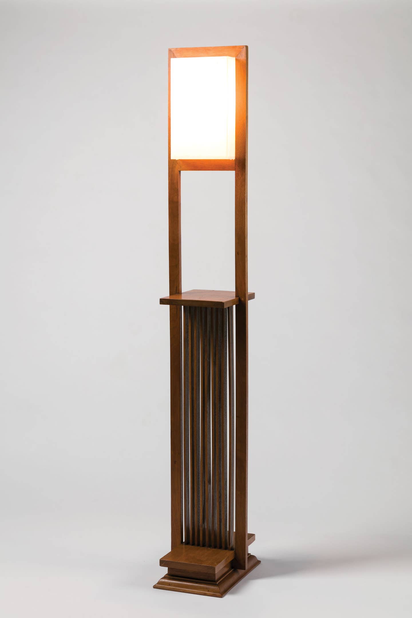 Exhibit explores Wright’s range | Woodshop News Magazine